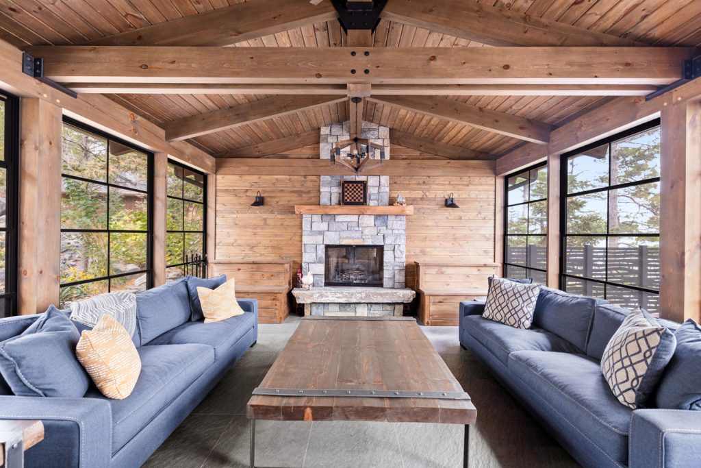 Southern Exposure – Cornerstone Timberframes
